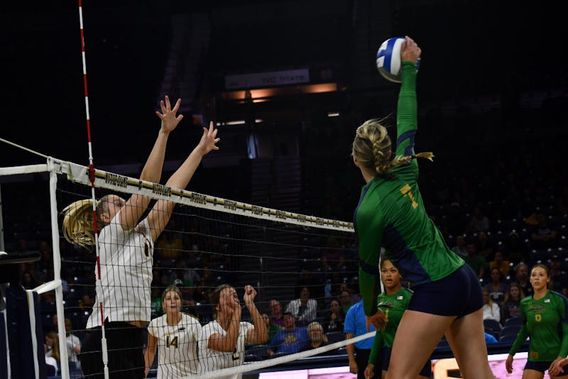 Irish volleyball struggles in second week of ACC play - The Observer