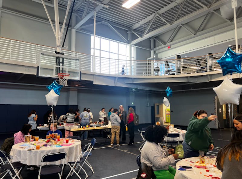 First Gen Family celebrates first-generation students during week's ...