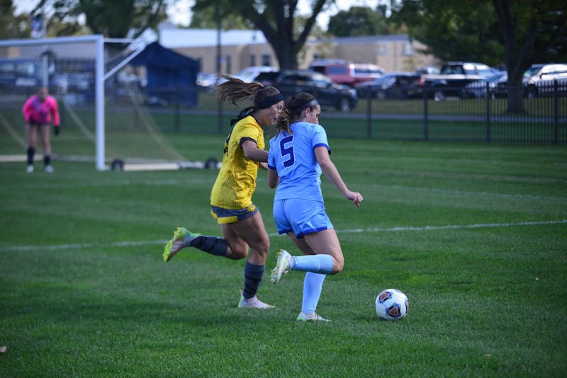 Saint Mary’s soccer keeps momentum going - The Observer