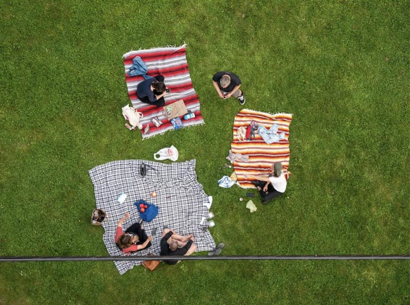 The best spots to "work" outside - The Observer