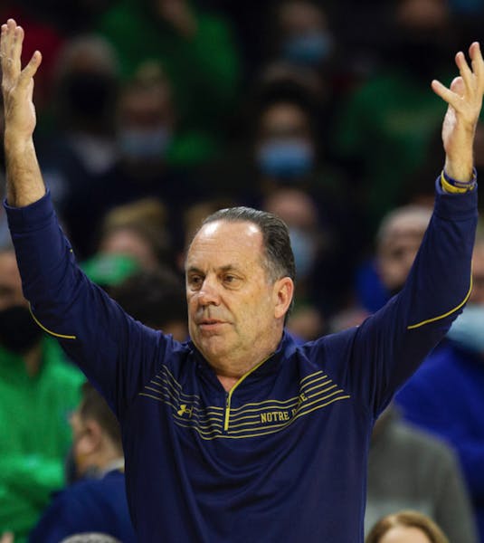 The biggest moments of Mike Brey’s time at Notre Dame - The Observer