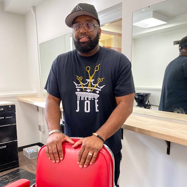 ‘Barber Joe’ looks to help students find a sense of belonging on campus ...