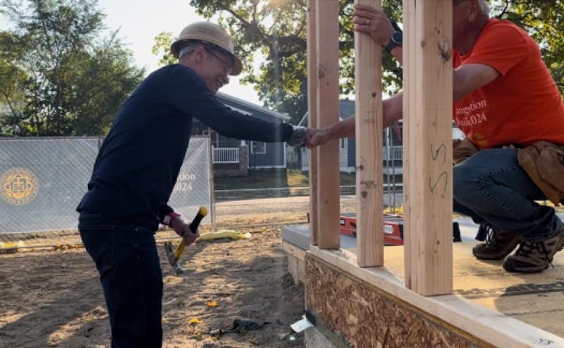Fr. Dowd attends kickoff event for ’inauguration build’ - The Observer