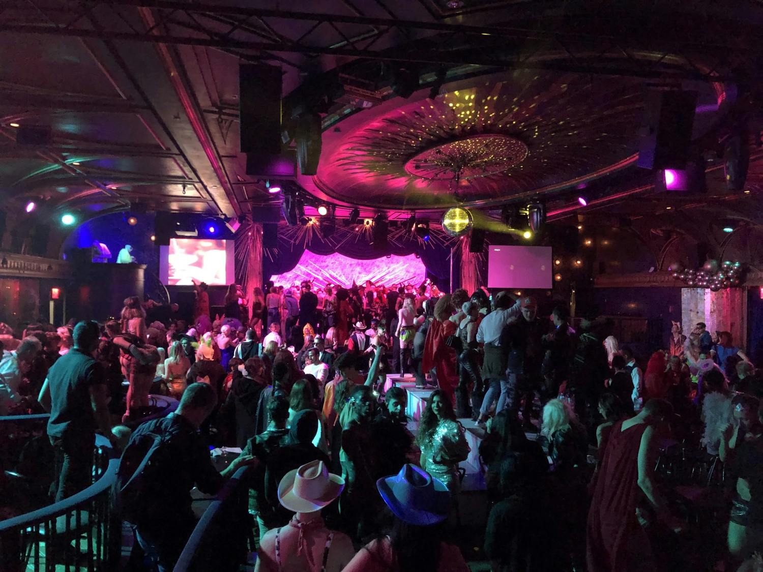 In a Manhattan nightclub, Griffin Maxwell Brooks comes alive - The ...