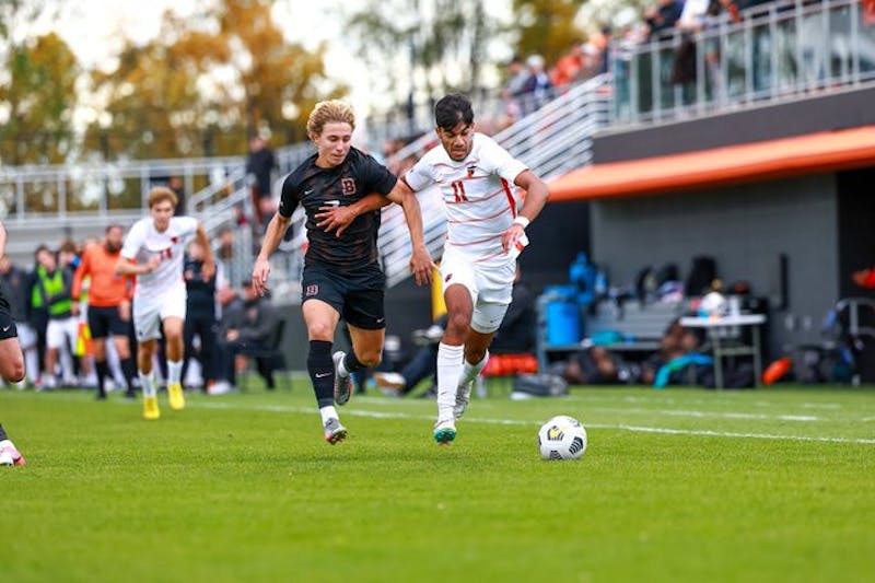 Defensive stalemate leads to scoreless draw for men’s soccer against ...