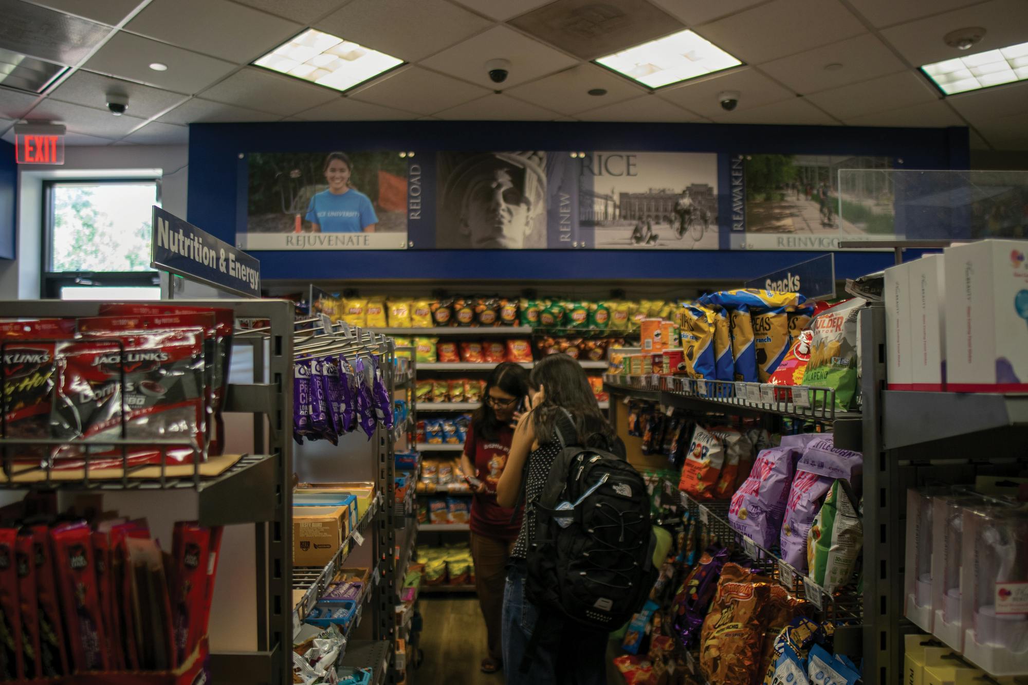 Students see expanded merch and restaurant discounts - The Rice Thresher
