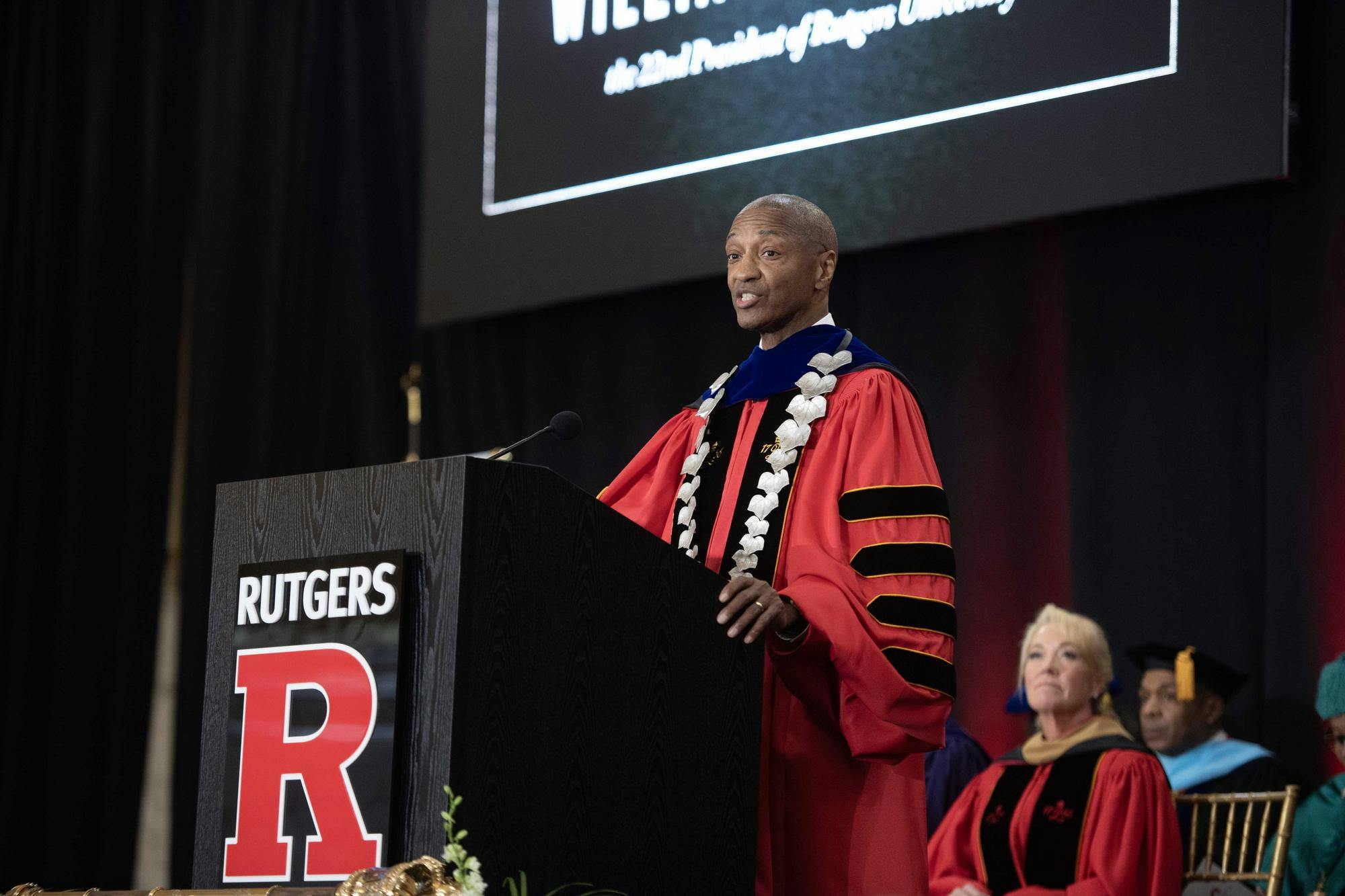 U. President Tate highlights goal for excellence in inauguration speech ...