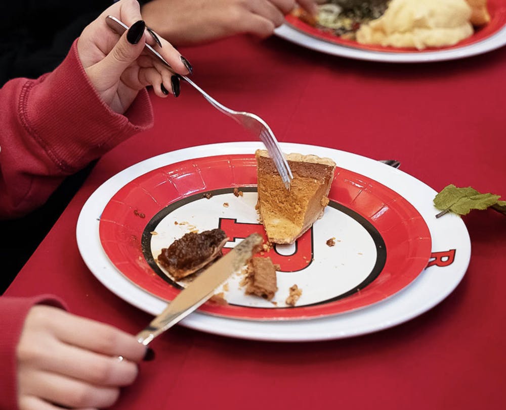 Rutgers dining hall Friendsgiving gives students something to be ...