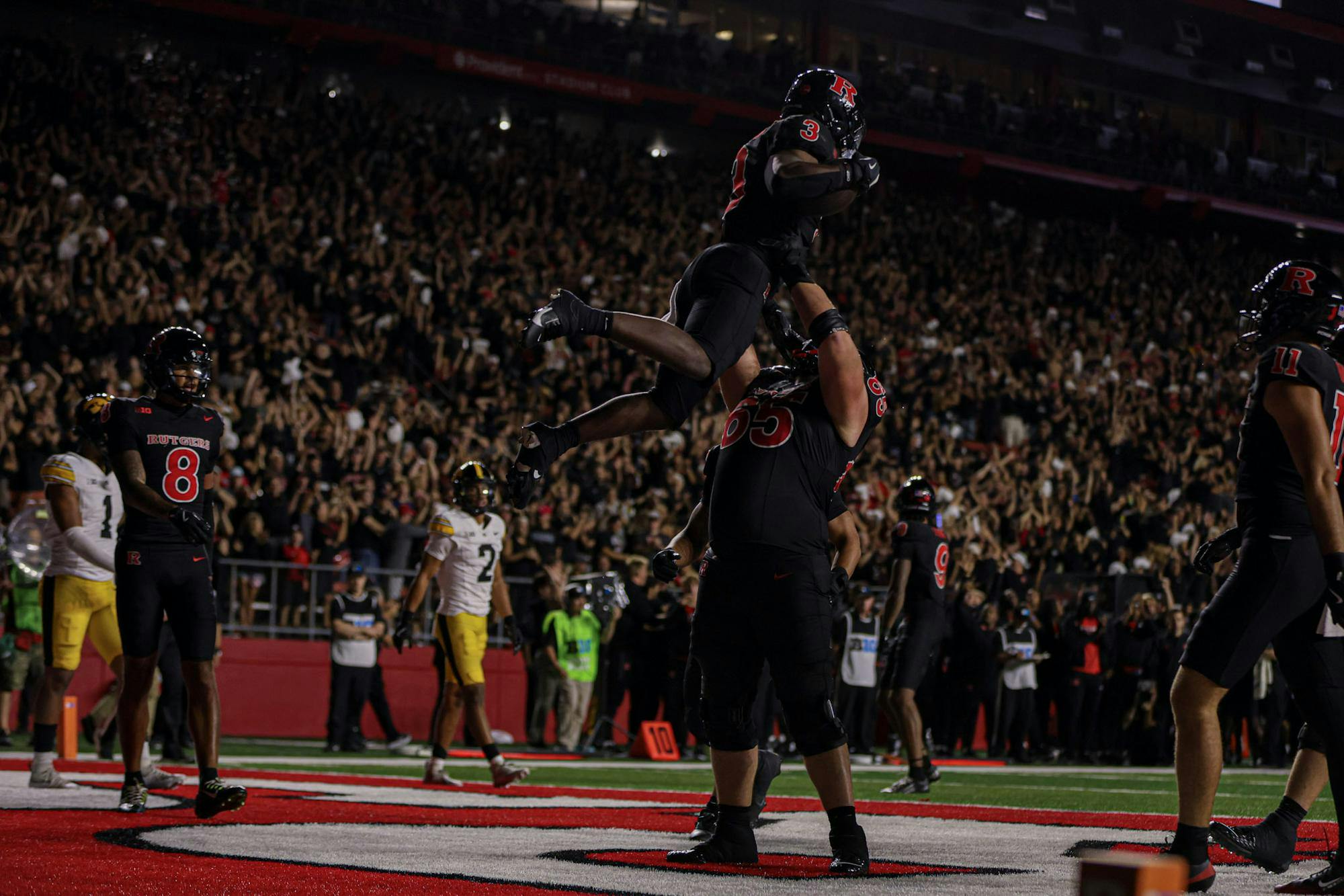 Hawkeye heartbreak: Rutgers football loses to Iowa in conference opener ...