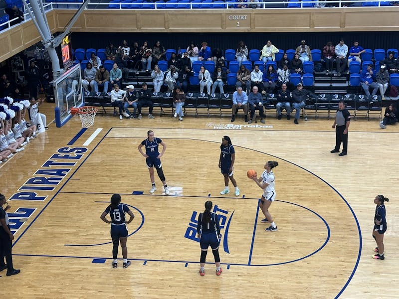 Codio, WBB opens season with defensive statement against St. Peter’s ...