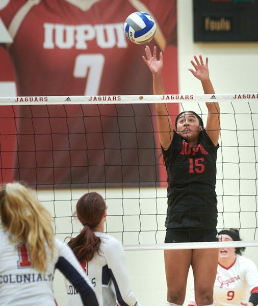 LadyJag-Vball-vs-RMC 9.jpg - News at IU Indianapolis