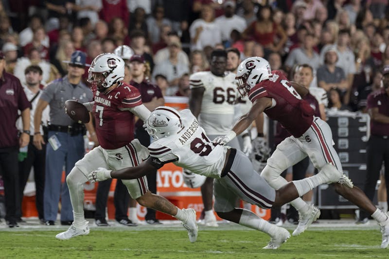 Analysis: Gamecocks defeat Bulldogs in battle of quarterbacks - The ...