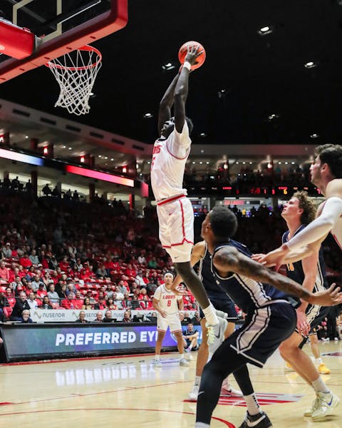 Lobos coast to a win against East Texas A&M - The Daily Lobo