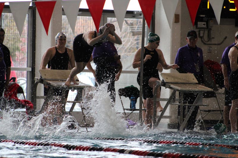 GALLERY: UNM Women's swimming and Diving vs Air Force/CSU - The Daily Lobo