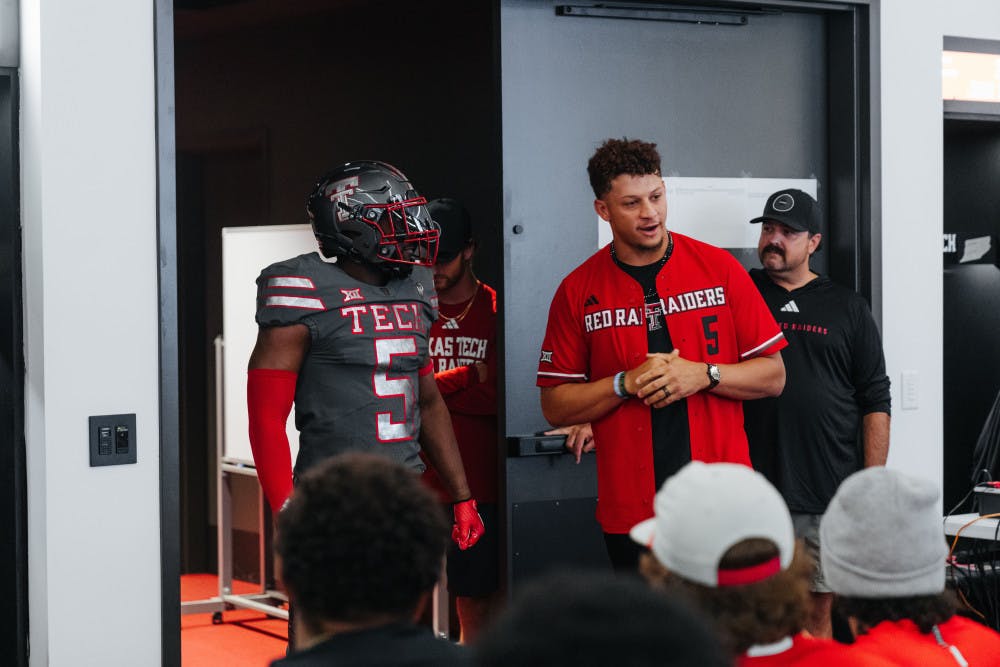 Mahomes, Adidas unveil new uniforms featuring Gladiator logo - The ...