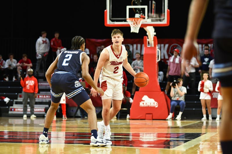 Recap: Byers, Ipsaro shine in Miami men’s basketball season opener ...