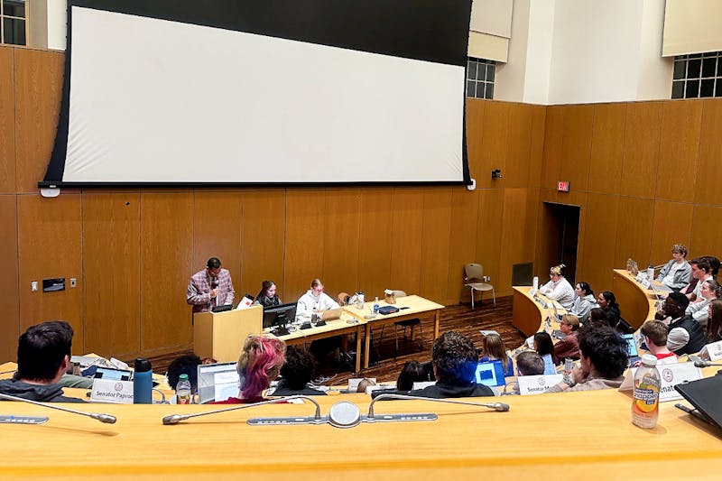 ASG passes a nonpartisanship amendment to a student body vote, learns ...