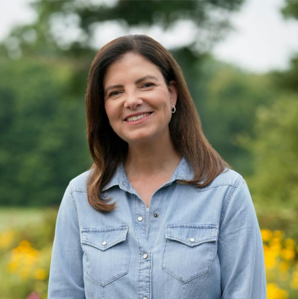 Kelly Ayotte: A Brief Profile on the Republican Candidate for New Hampshire Governor - The New ...