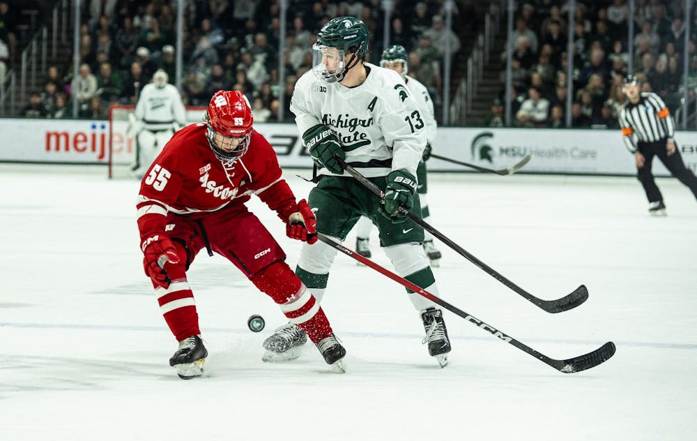 msu_v_wisconsin_mens_hockey_11212025_q - The State News
