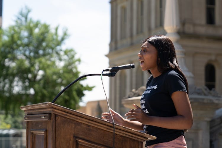 A Handmaid's Tale: Abortion Ban Protest in Lansing 6/22/19 - The State News