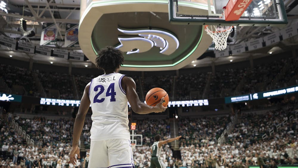 BASKETBALL_110724_FGI_10.jpg - The State News