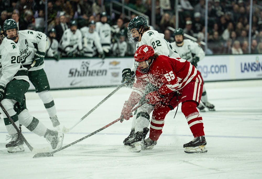 msu_v_wisconsin_mens_hockey_11212025_q - The State News