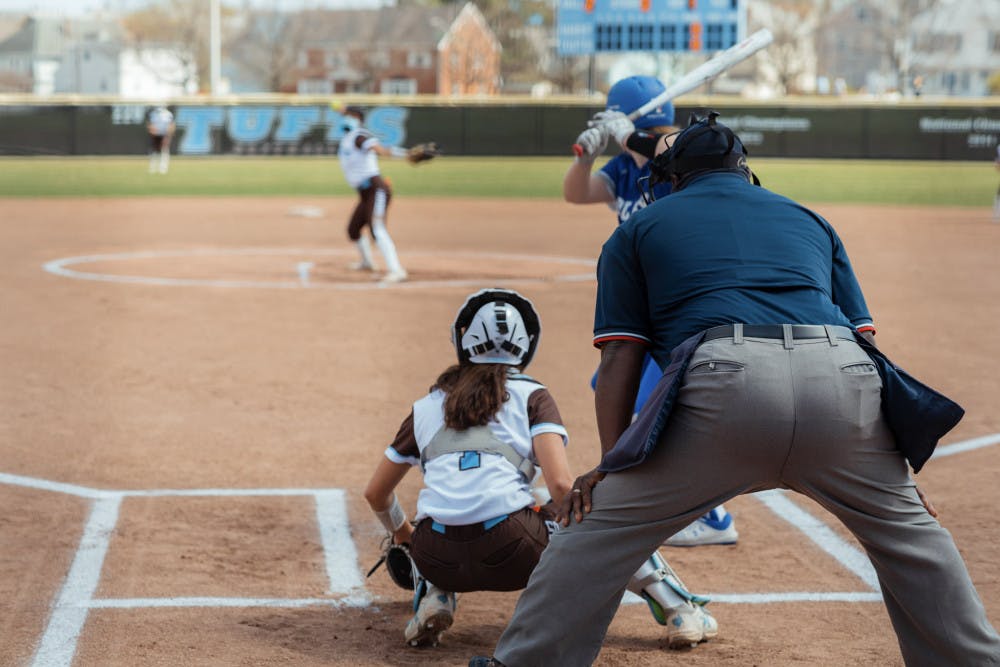 Tufts softball finds its groove, sweeps Colby in 4-game series - The ...