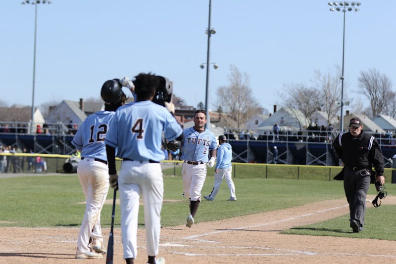 Baseball sweeps Patriot's Day doubleheader - The Tufts Daily