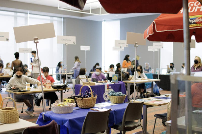 Resources fair connects students to on-campus academic, safety ...