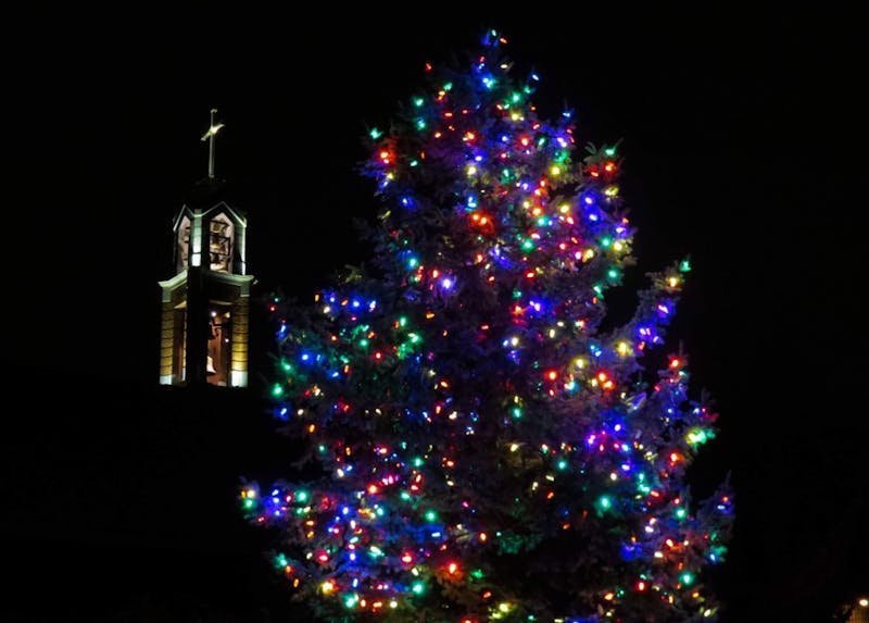 QUIZ: Which campus Christmas tree are you? - The Beacon