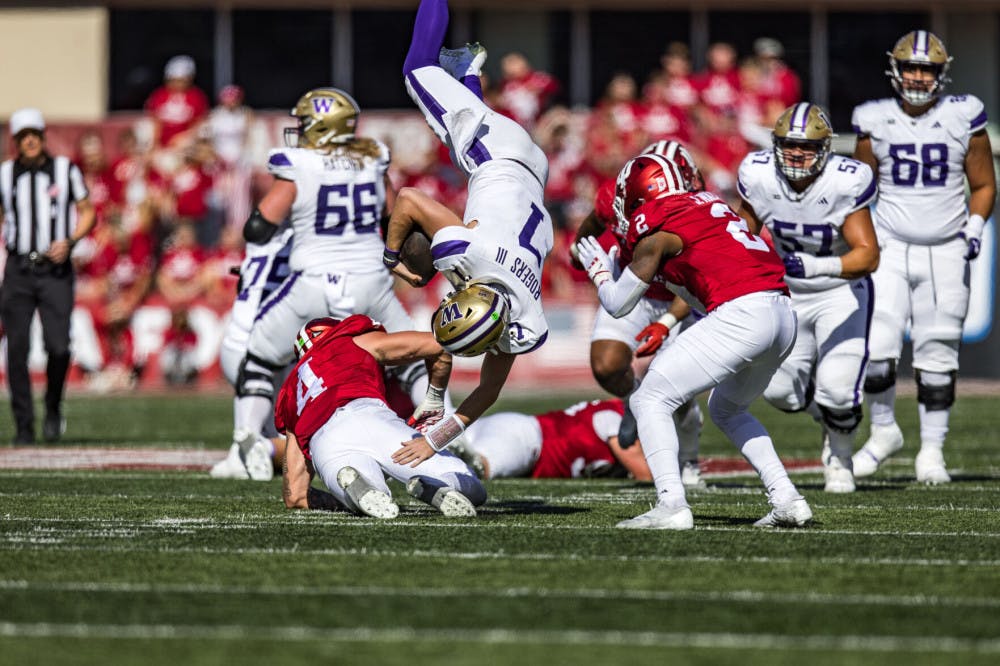Washington’s road struggles continue in 31-17 loss to No. 13 Indiana ...