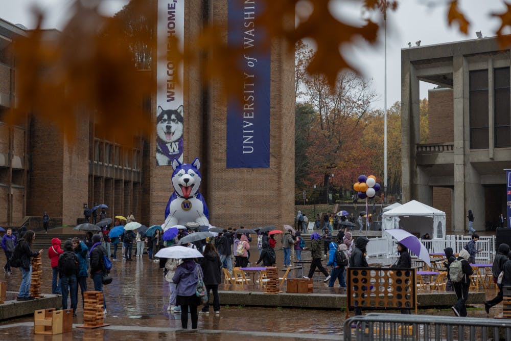 UW celebrates W Day and Family Weekend - The Daily