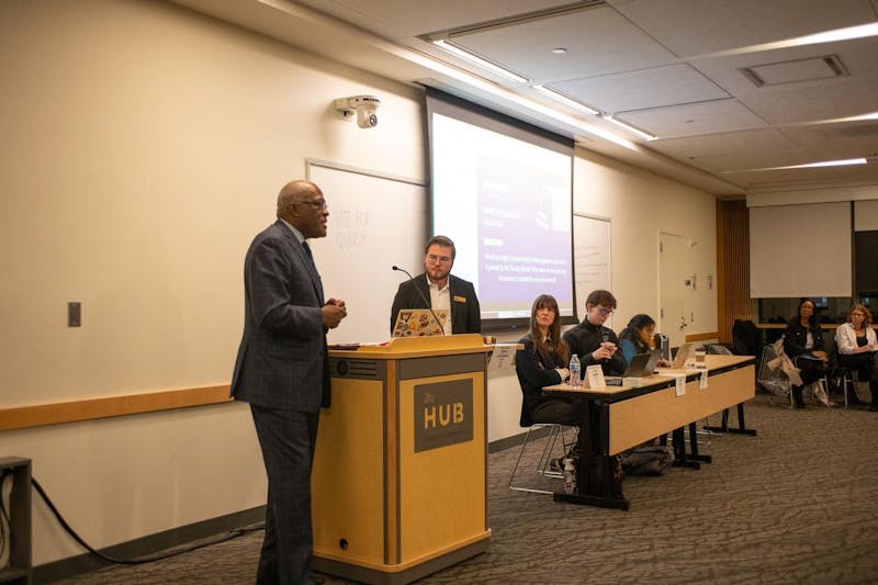 ASUW Senate hosts UW Presidential Forum - The Daily