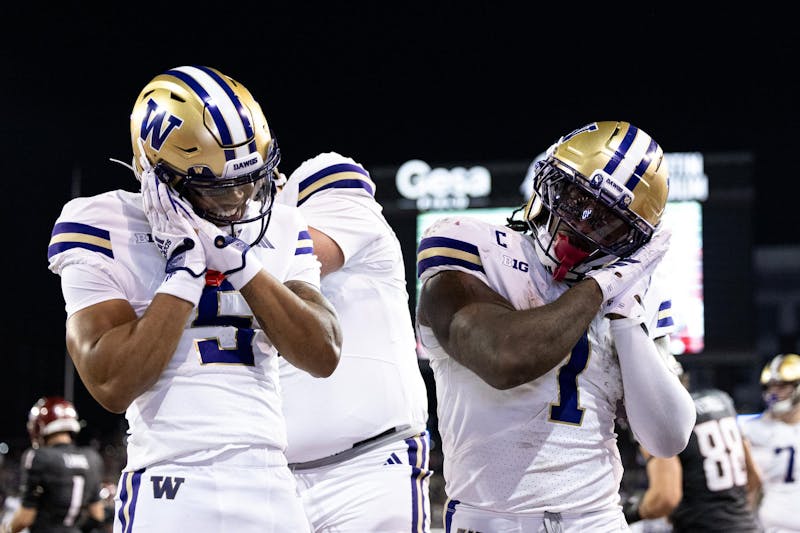 Washington wins record-breaking Apple Cup behind dominant fourth ...
