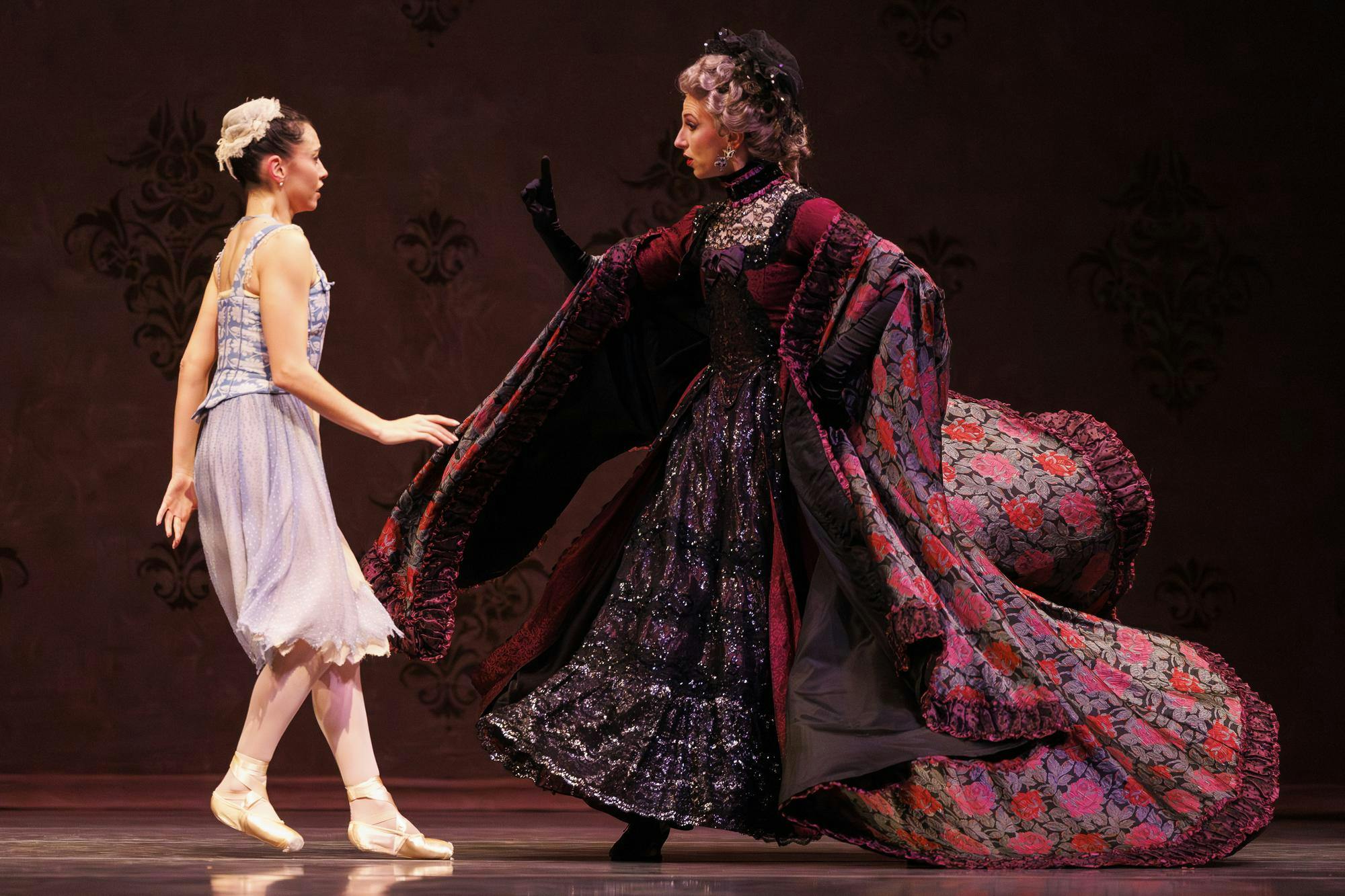 Review: Pacific Northwest Ballet’s ‘Cinderella’ - The Daily