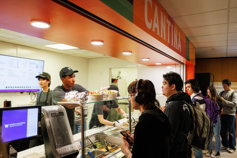 Husky Den Food Court opens new dining options - The Daily