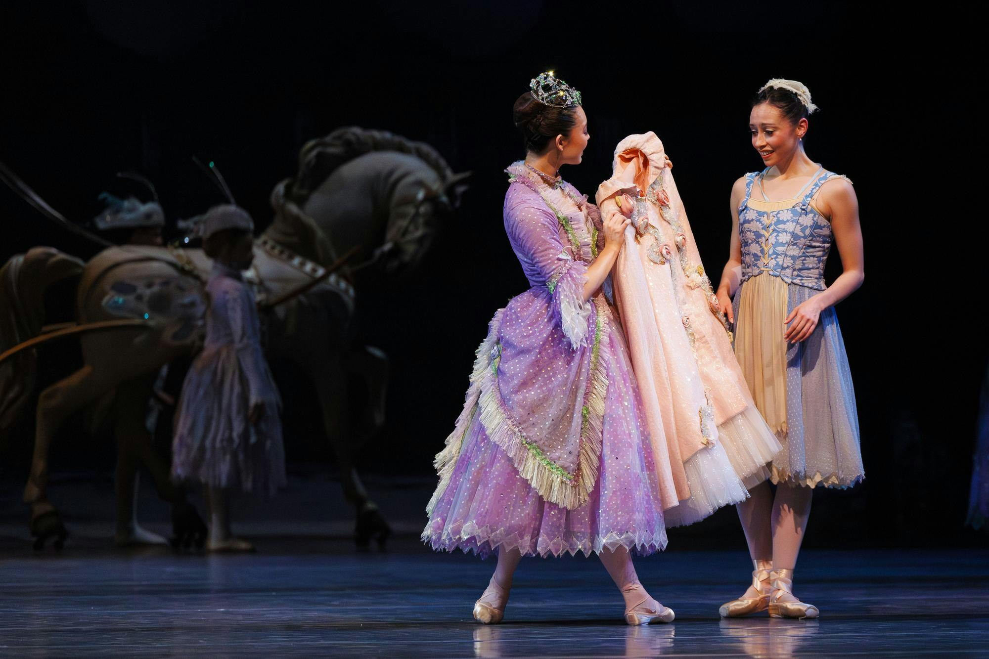 Review: Pacific Northwest Ballet’s ‘Cinderella’ - The Daily
