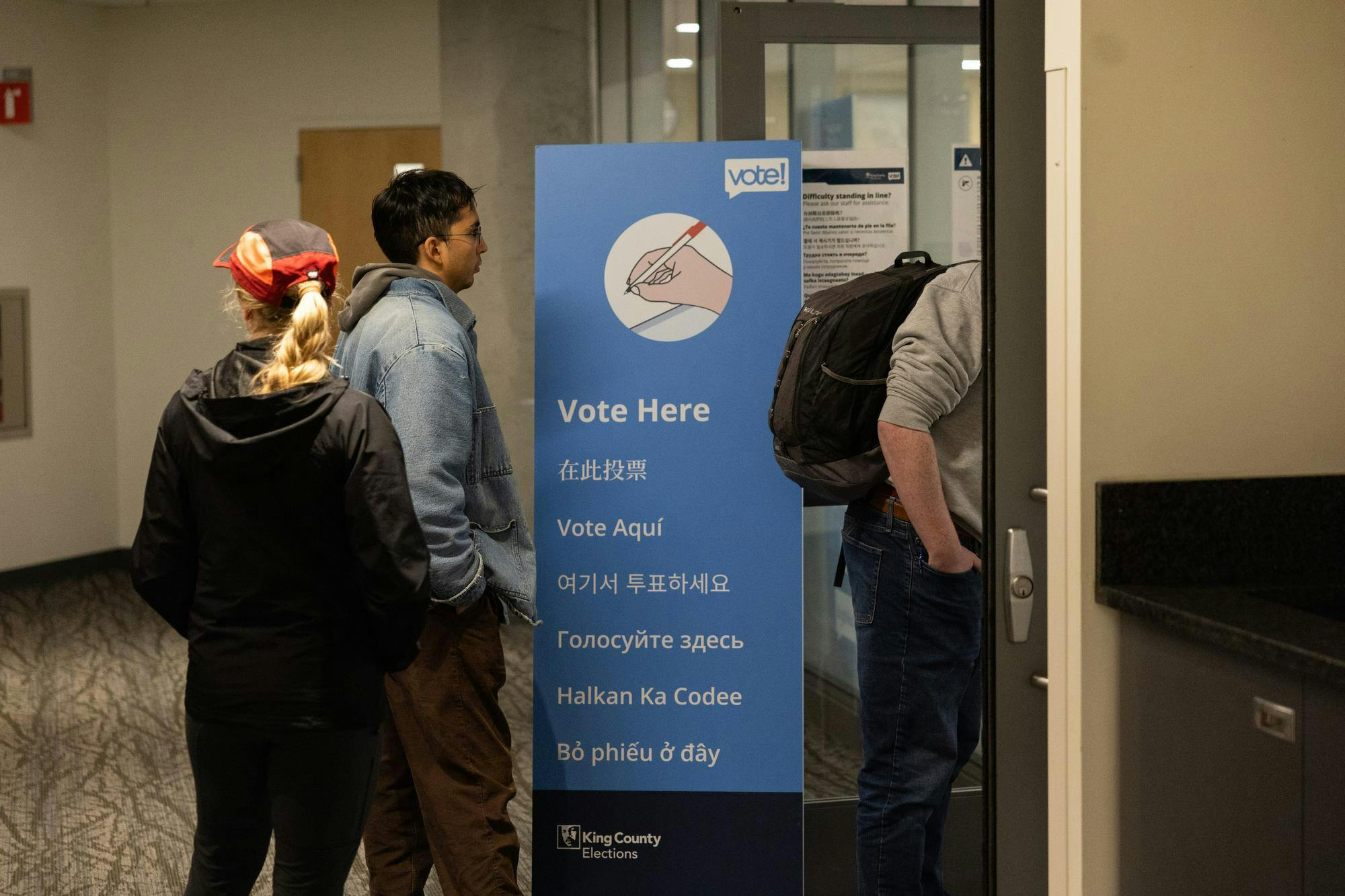 UW voting center records second-highest voter registrations across King ...