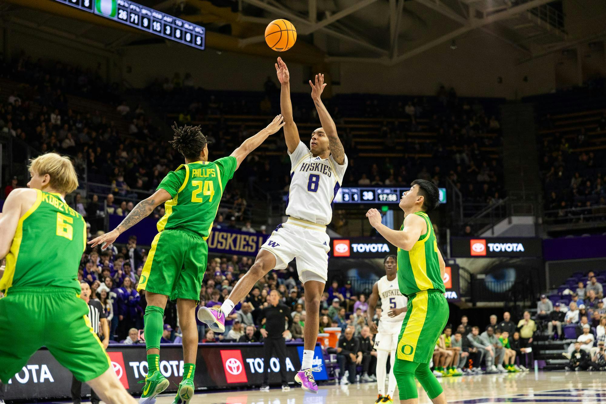 Washington stymies Oregon at home 72-57 to break three-game skid - The ...