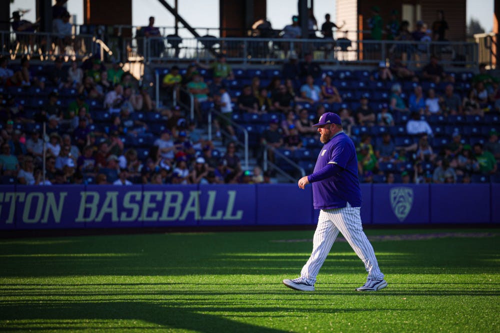 Washington head coach Jason Kelly bolts for pitching coach role with ...
