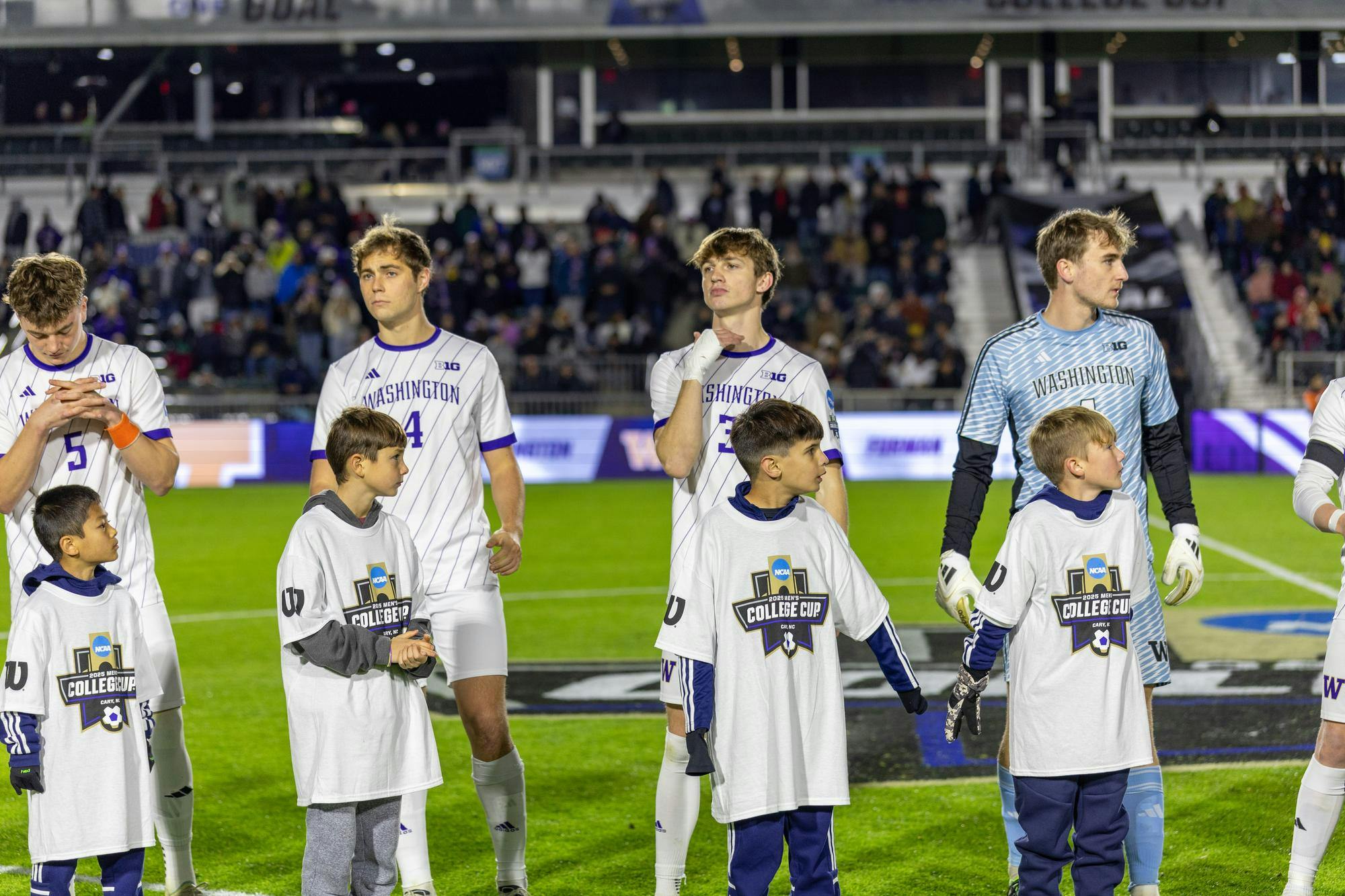 Washington men’s soccer advances to College Cup Final, defeating Furman ...