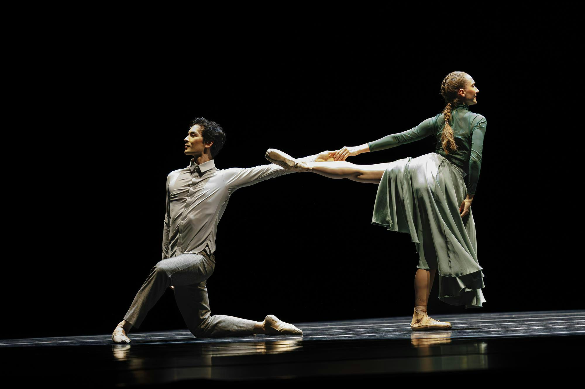 Review: Pacific Northwest Ballet’s ‘In The Upper Room’ - The Daily