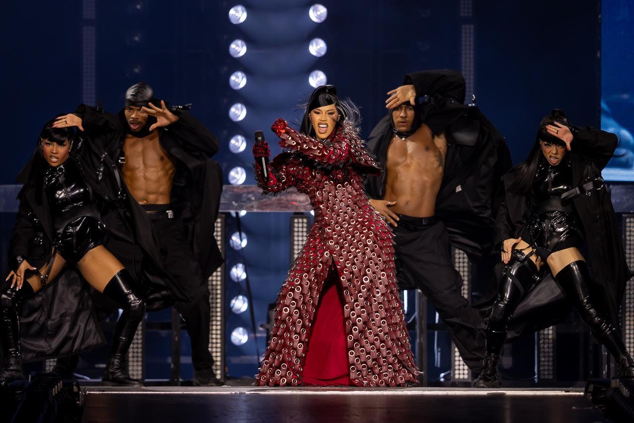 Review: Cardi B’s ‘Little Miss Drama Tour’ - The Daily