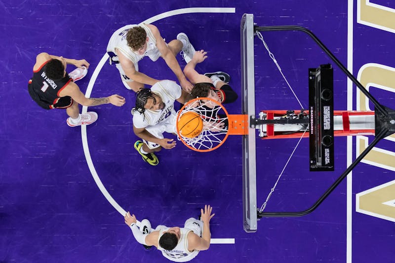 Huskies’ lack of depth shows in Acrisure Invitational championship game ...