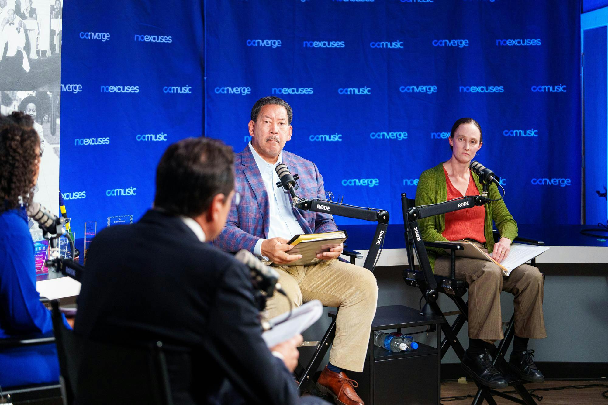 Seattle mayoral candidates face off in debate, discuss public safety ...