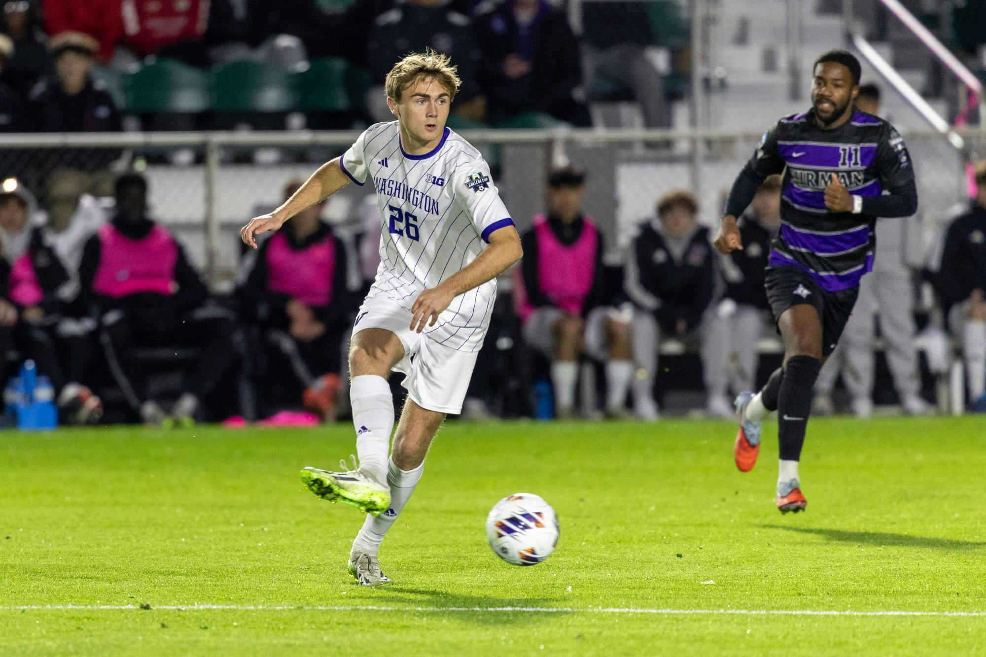 Washington men’s soccer advances to College Cup Final, defeating Furman ...