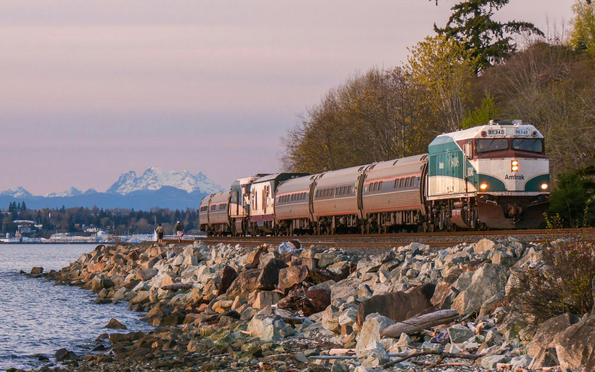 A student’s guide to riding Amtrak for the first time - The Front