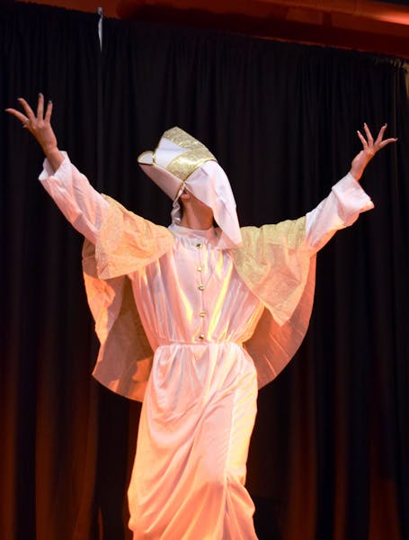 Royal Gambit Drag Show - The Front