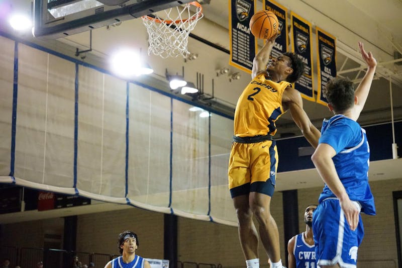 Historic men’s basketball season ends with overtime loss in Elite Eight ...