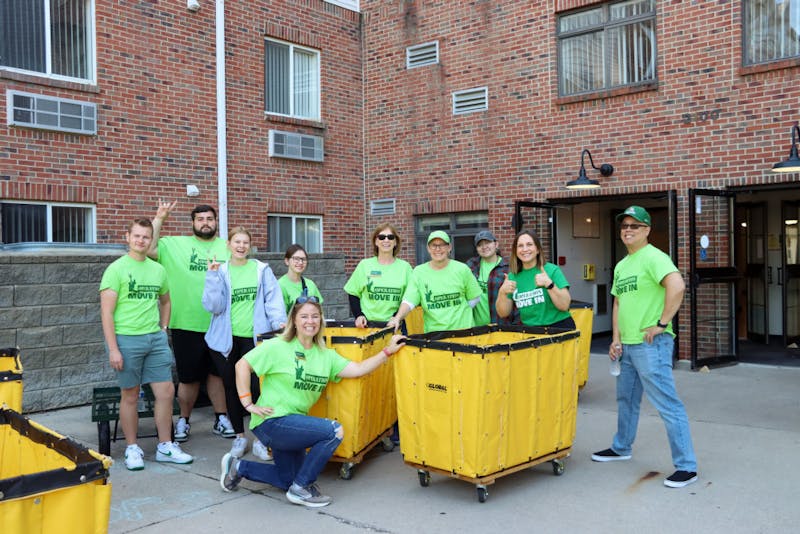 Wright State University Moves in Over 2,300 Students - Wright State ...
